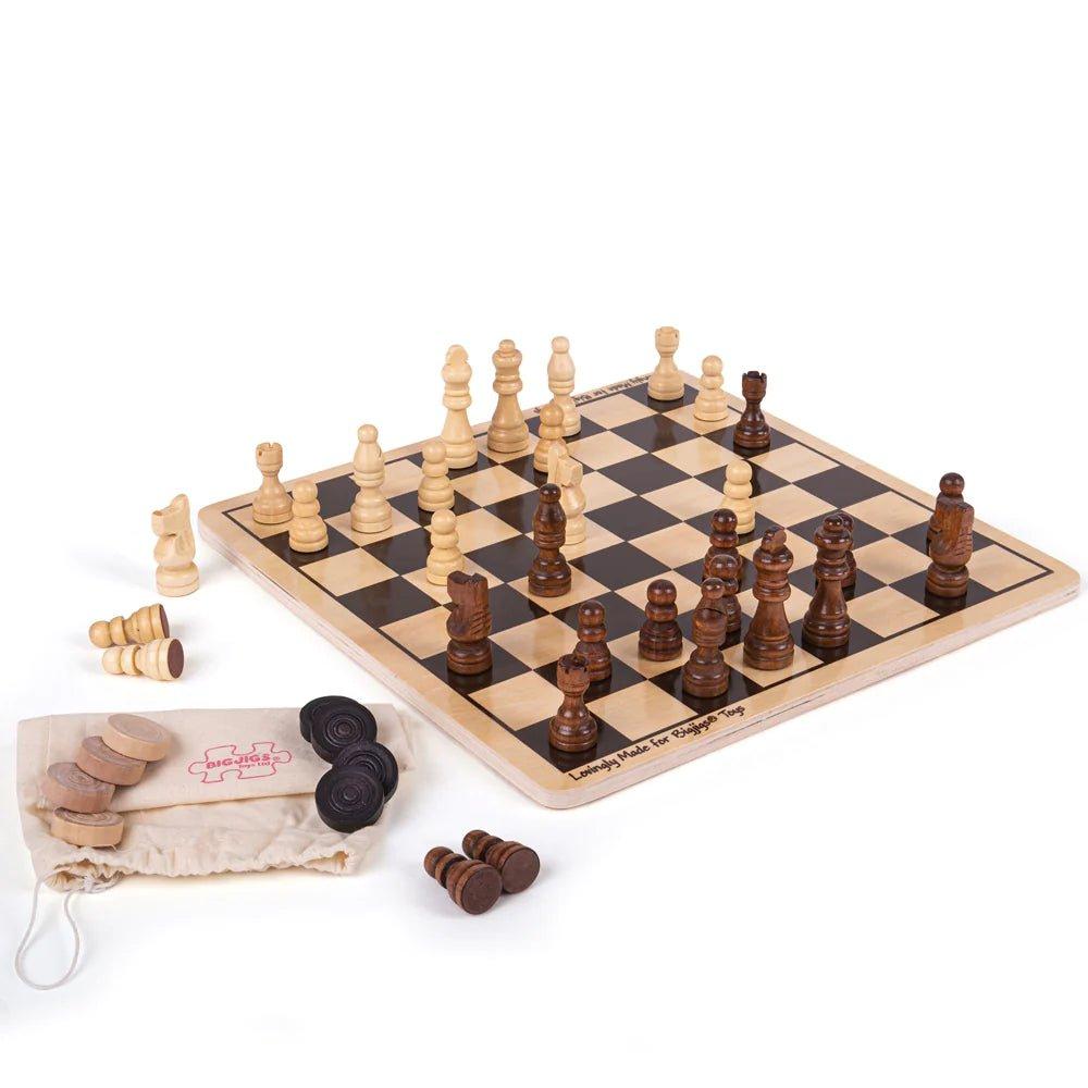 Draughts & Chess set – The Green Dot